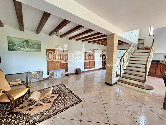 Maison 5 pièces à Tarare, à vendre