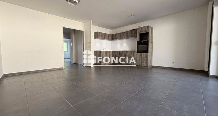 Centre Ville, Albertville - Appartement 3 pièces à louer