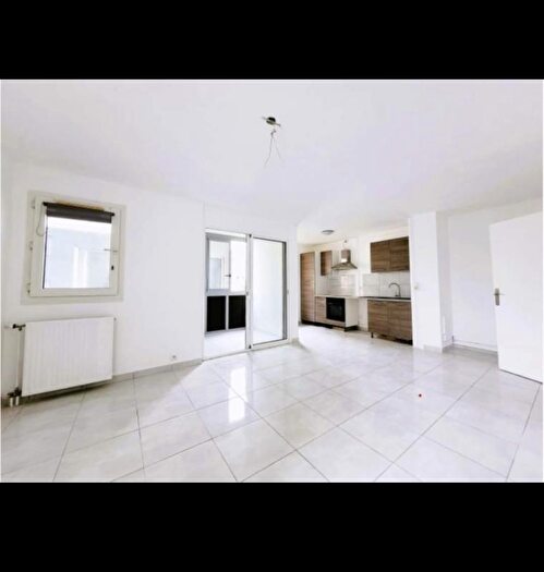 Appartement à louer - Dammarie-les-Lys, La Plaine du Lys - 2 pièces - 1 chambre