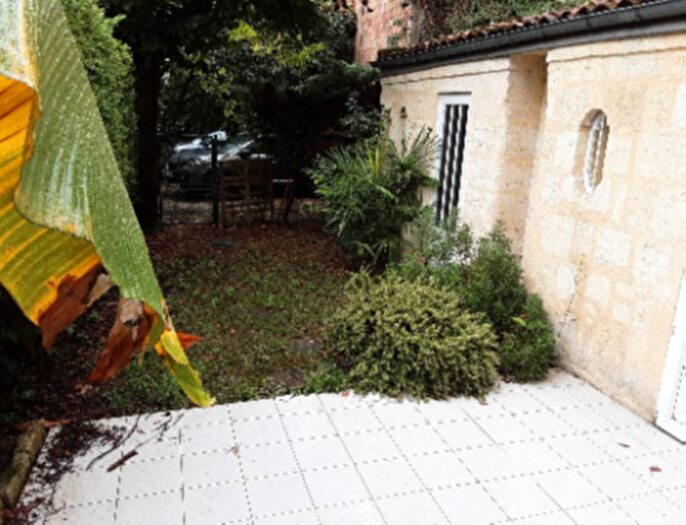 Appartement à louer - Bordeaux, Sainte-Clotilde - 2 pièces - 1 chambre