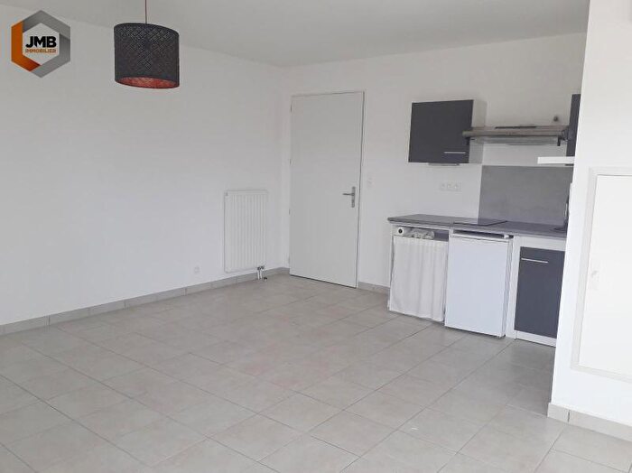 Appartement à louer - Millau, Gambetta, Cantaranne - 2 pièces - 1 chambre