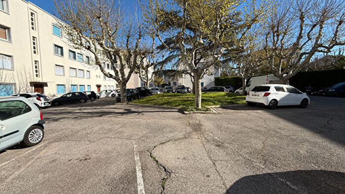 Marseille 8ème, Bonneveine : Appartement 3 pièces à vendre
