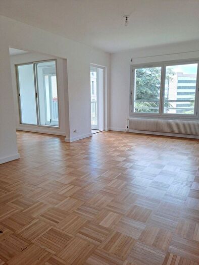 Appartement à louer - Centre, Écully - 4 pièces - 3 chambres