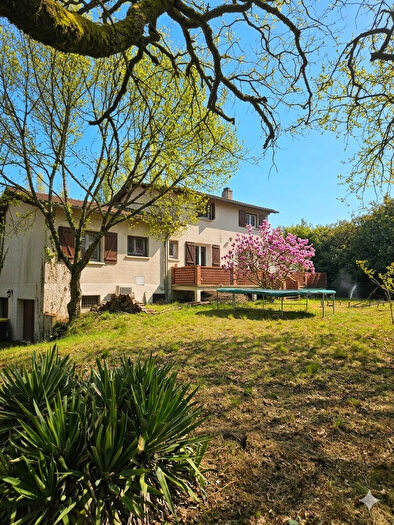 Maison 8 pièces à vendre à Montans