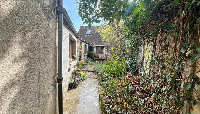 Maison à vendre - Chartres, Hôtel Dieu, Grand Faubourg - 6 pièces - 4 chambres