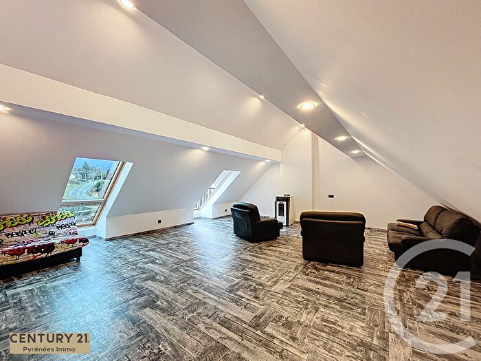 Appartement à vendre - Montauban-de-Luchon - 3 pièces - 2 chambres