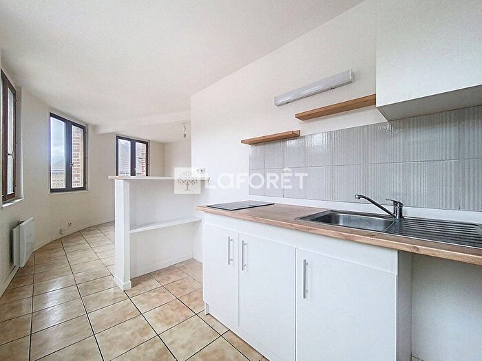 Appartement à louer - Blin Gare, Elbeuf - 2 pièces - 1 chambre