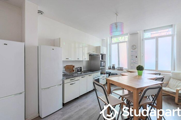 Appartement à louer - Moulins, Lille - 1 pièce - 1 chambre