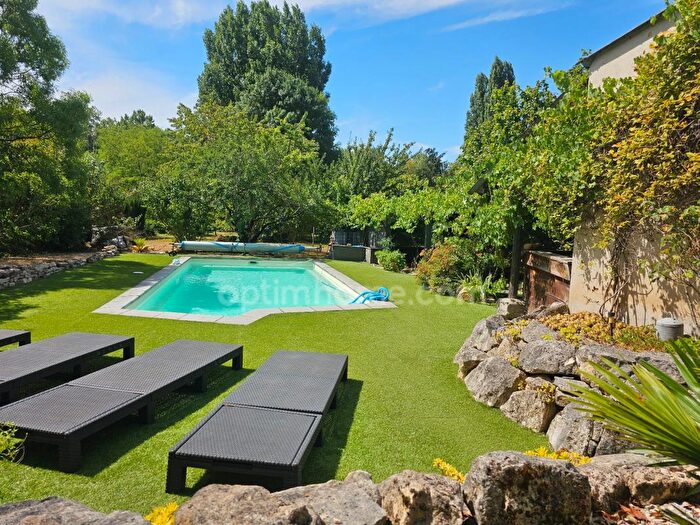 Maison 5 pièces à Ruelle-sur-Touvre, à vendre