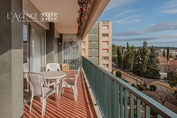 Appartement à vendre - Aix-en-Provence, Saint-Donat, Les Platanes - 6 pièces - 4 chambres