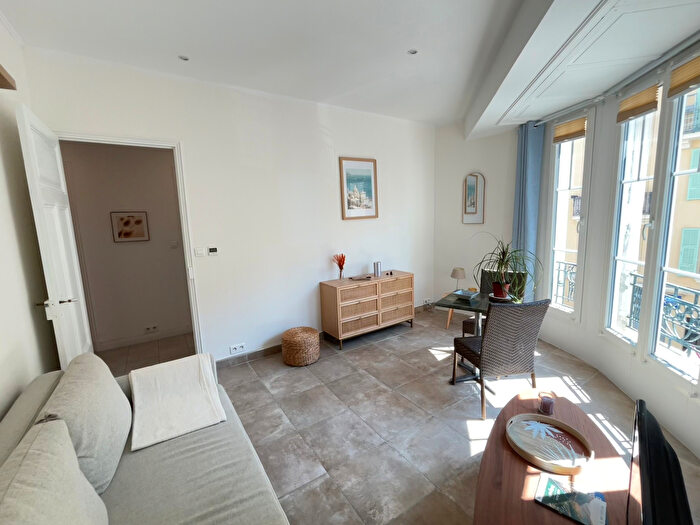 Nice, Saint-Roch - Appartement 2 pièces à louer