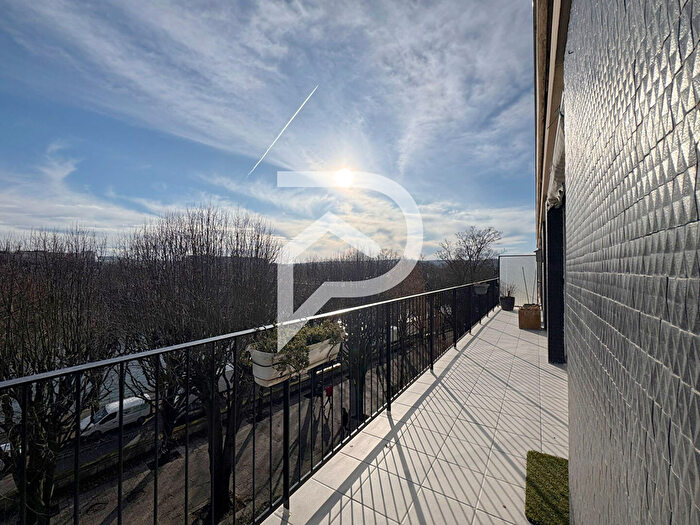 Appartement à vendre - Chatou, Est - 3 pièces - 2 chambres