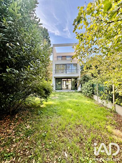 Maison 5 pièces à Maisons-Laffitte, Est, à vendre