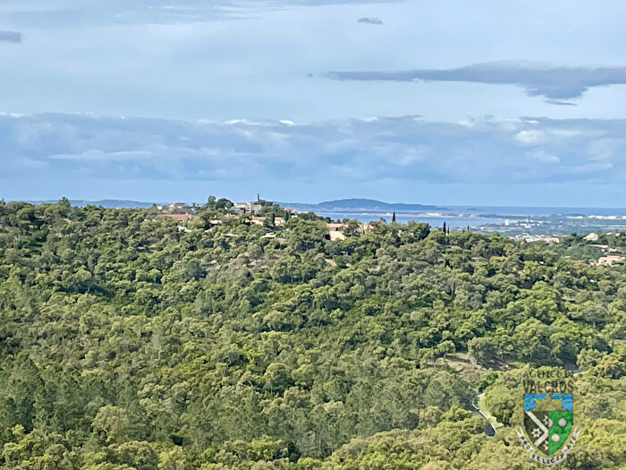 Maison 3 pièces à vendre - La Londe-les-Maures, Valcros, Alicastre, Haut Pansard, Bas Pansard, Le Pin