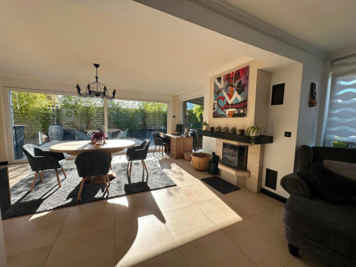 Maison à vendre - Sarreguemines, Himmelsberg, Beausoleil, Blauberg, Route de Nancy - 6 pièces - 4 chambres