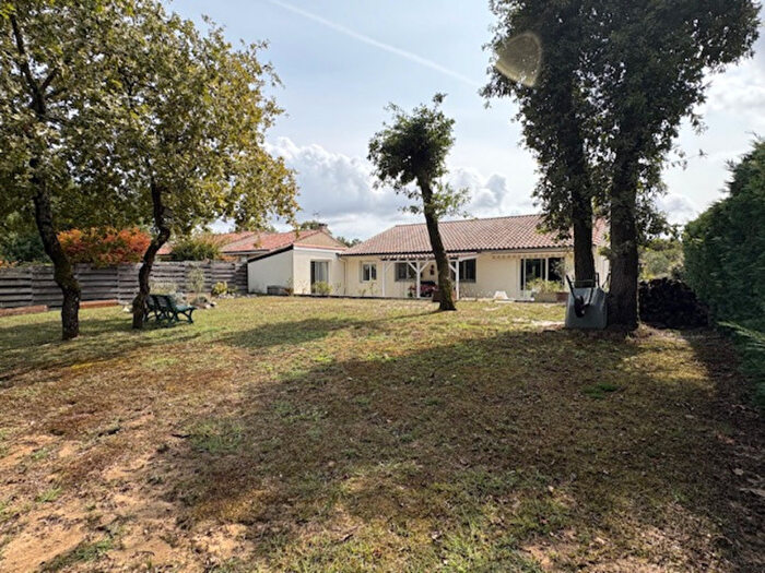 Maison à vendre - Le Haillan - 6 pièces - 4 chambres