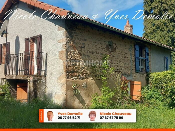 Maison 4 pièces à Saint-Germain-l'Herm, à vendre