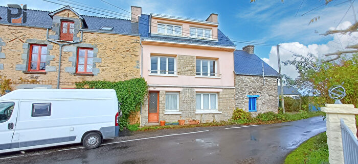 Maison à vendre - Les Fougerêts - 6 pièces - 4 chambres