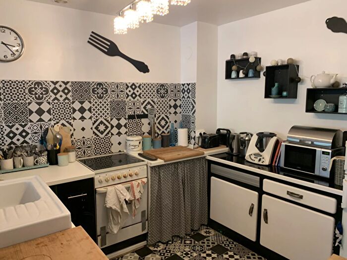 Maison à vendre - Mialet - 3 pièces - 2 chambres