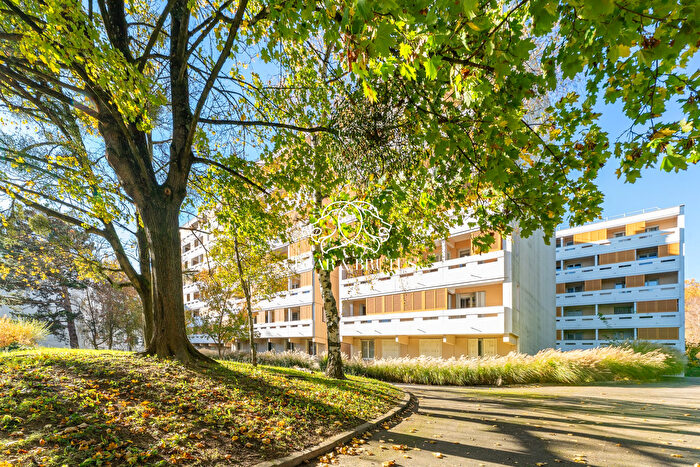 Appartement à vendre - Lyon e , Saint-Rambert - 6 pièces - 5 chambres