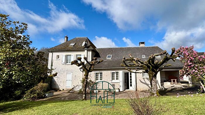 Maison à vendre - Arnac-Pompadour - 9 pièces - 5 chambres