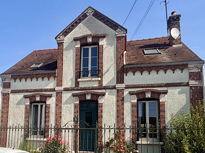 Maison 8 pièces à vendre à Sens