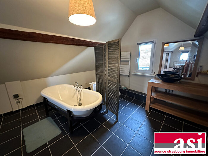 Maisons à vendre et appartements à louer - 1