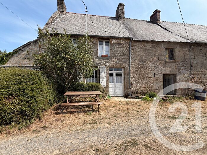 Bazouges-la-Pérouse : Maison 5 pièces à vendre