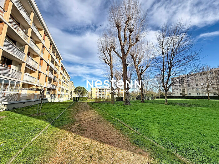 Appartement à vendre - Joué-lès-Tours, Centre-ville - 3 pièces - 2 chambres