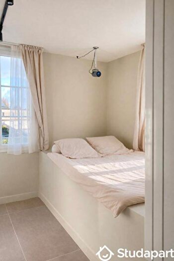 Appartement à louer - Sainte Thérèse-Demi Lune, Caen - 1 pièce - 1 chambre