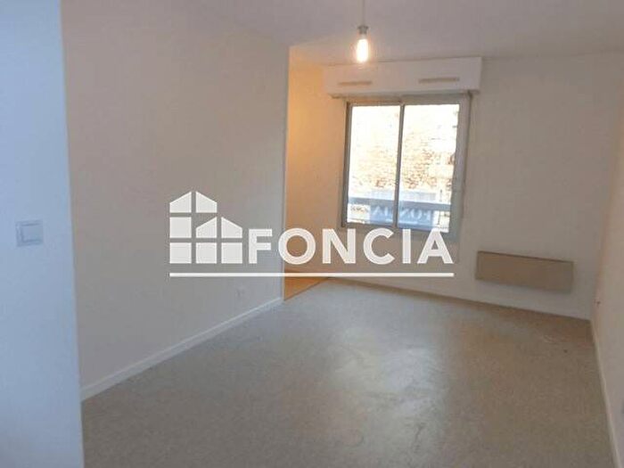 Appartement à louer - Trois Quartiers-Centre Ville, Poitiers - 1 pièce