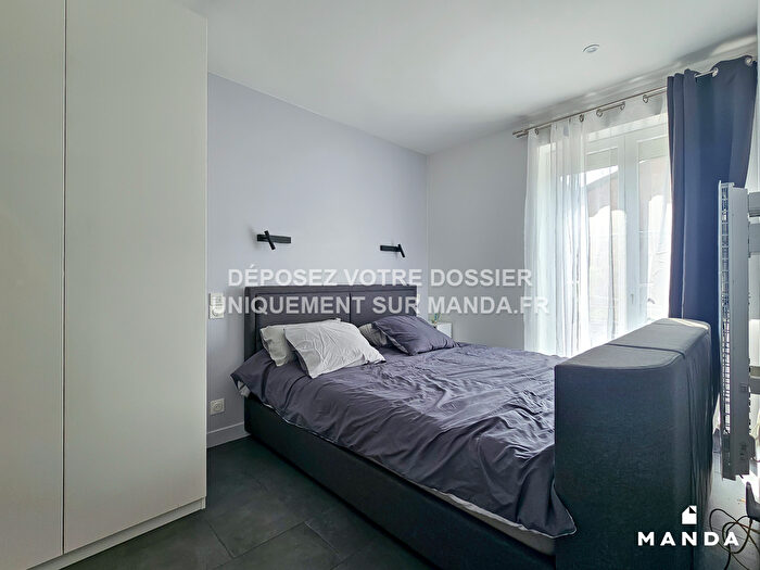 Appartement à louer - Gennevilliers, Le Fossé de lAumône - 5 pièces - 4 chambres