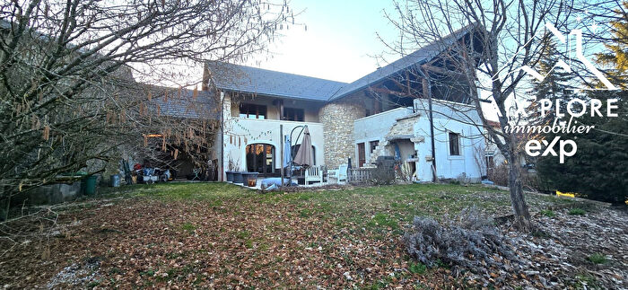 Maison 6 pièces à Brénod, à vendre