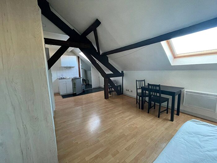 Appartement à louer - Grand boulevard, La Madeleine - 1 pièce