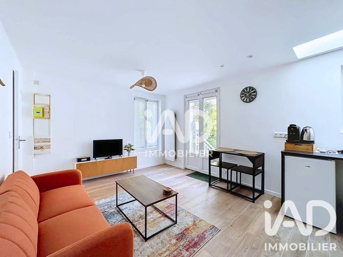 Appartement 2 pièces à Bellevue-Centre Ville, Yerres, à louer