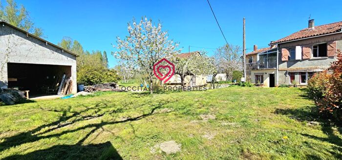 Maison 10 pièces à vendre à Sainte-Suzanne