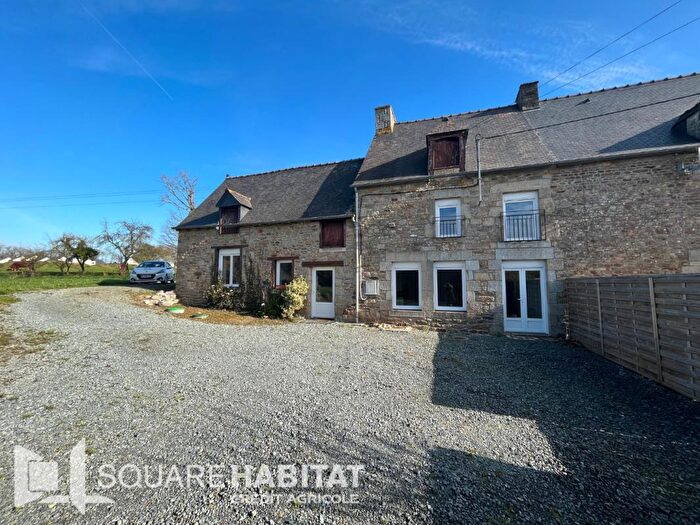 Maison 4 pièces à louer à Saint-Carné