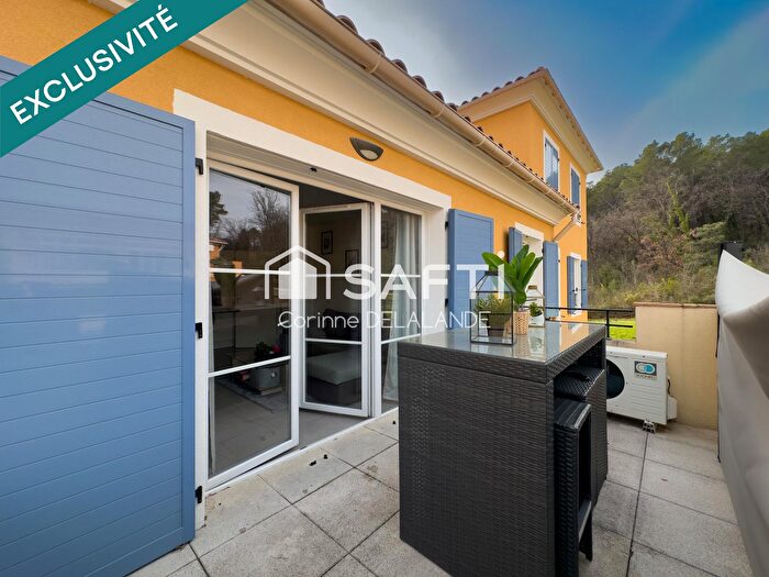 Appartement 2 pièces à Roquefort-les-Pins, à vendre