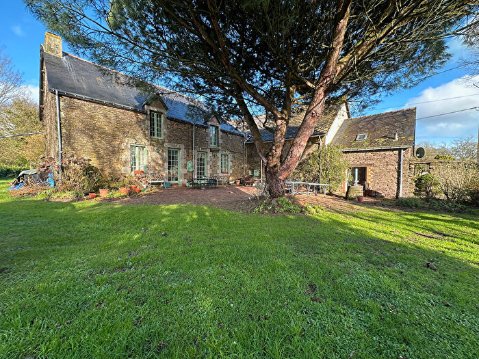 Maison à vendre - Augan - 10 pièces - 6 chambres