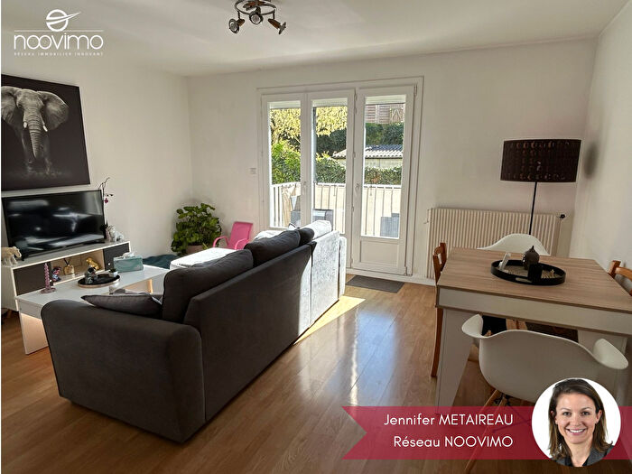 Appartement à vendre - Saint-Sébastien-sur-Loire - 3 pièces - 2 chambres