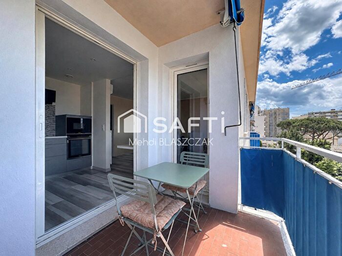 Appartement 3 pièces à vendre - Cannes, Bocca Sud