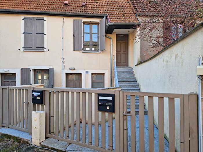 Appartement à louer - Le Mérévillois - 2 pièces - 1 chambre