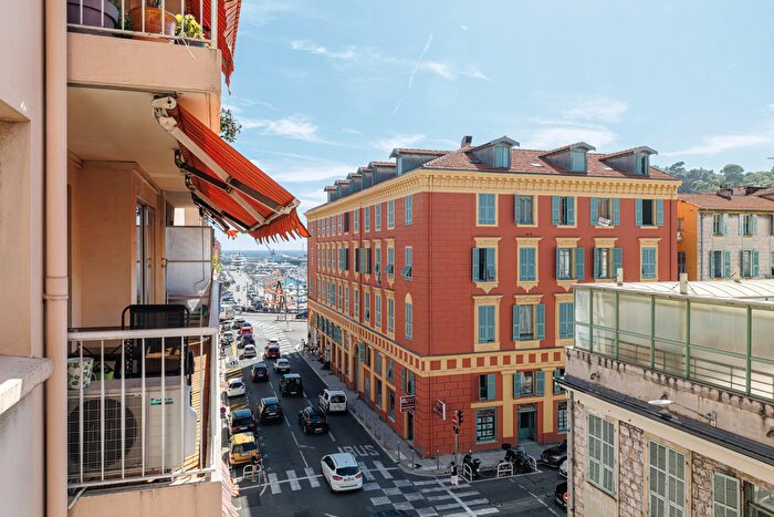 Nice, Le Port : Appartement 4 pièces à vendre