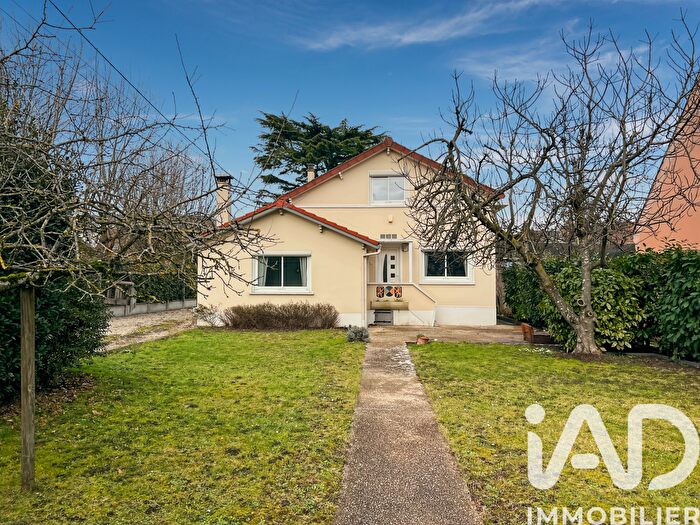 Maison à vendre - Pontault-Combault, Centre commercial - 4 pièces - 3 chambres