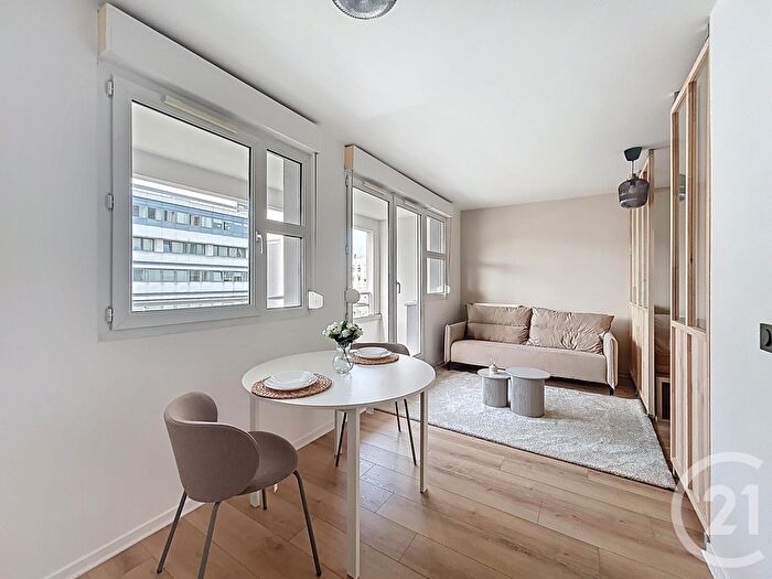 Appartement à louer - Massy, Atlantis, Champs Ronds - 1 pièce - 1 chambre