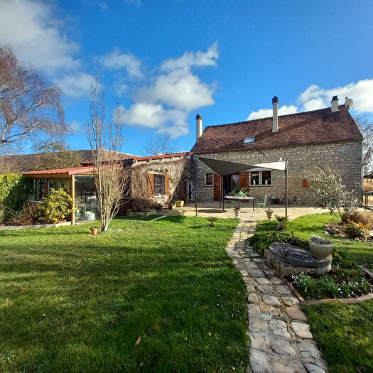 Maison à vendre - Ormesson - 5 pièces - 4 chambres