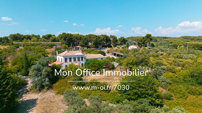 Maison 20 pièces à Velaux, à vendre