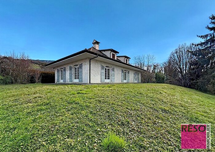 Maison à vendre - Cranves-Sales - 7 pièces - 5 chambres