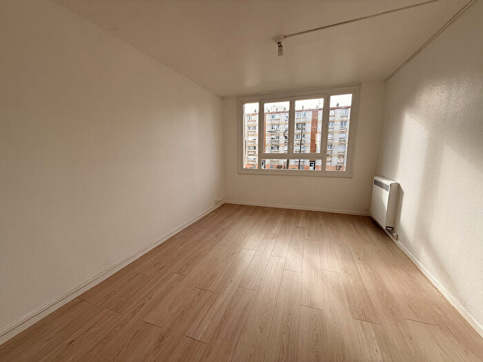 Appartement à louer - Mérignac, Le Burck - 2 pièces - 1 chambre