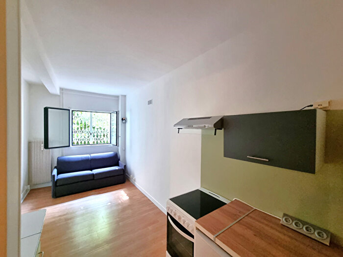 Paris 16ème, Auteuil-Nord, Jasmin, Mirabeau : Appartement 1 pièce à vendre